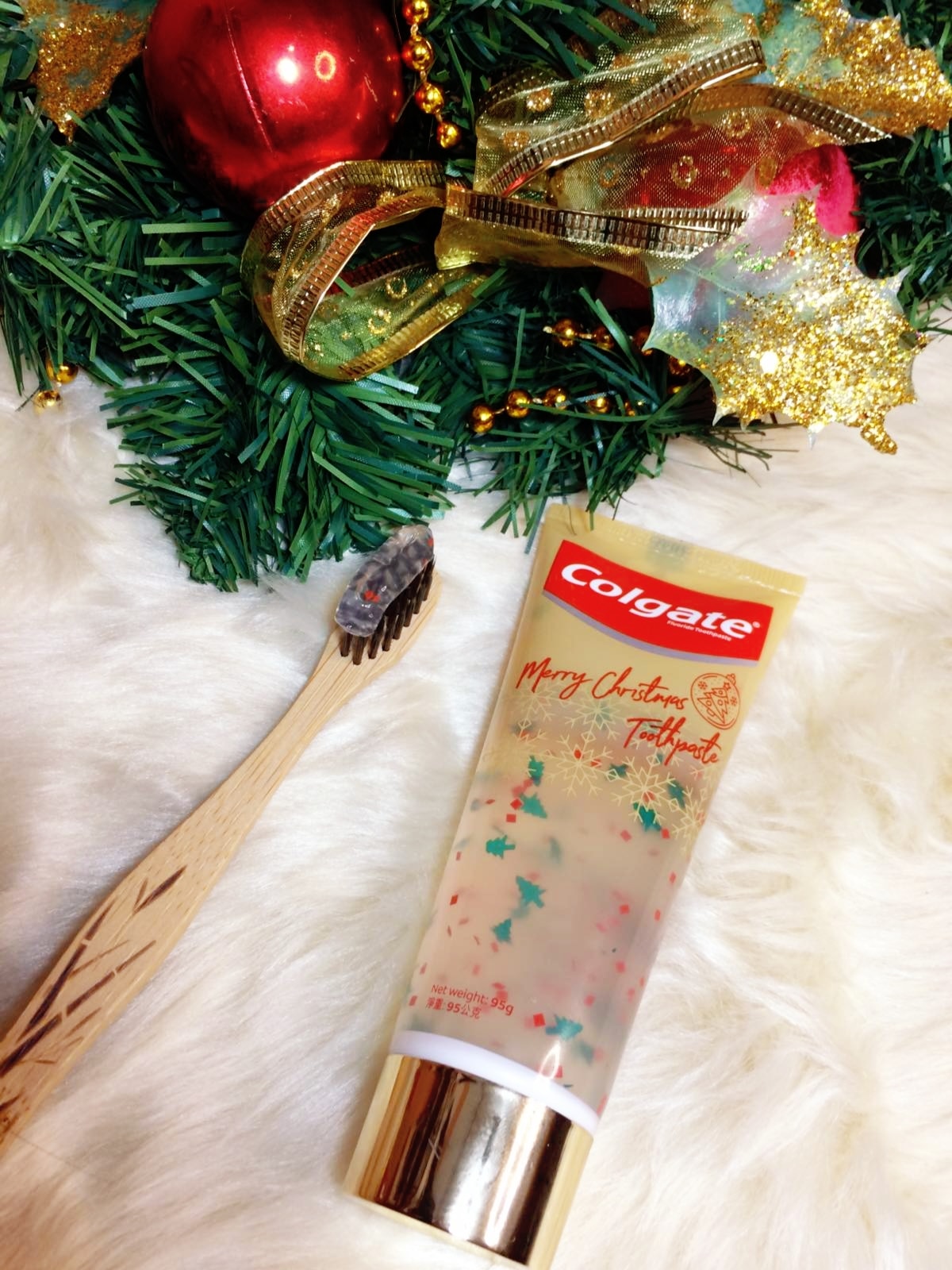 Make Somebody Smile with The New Colgate Christmas Toothpaste ...